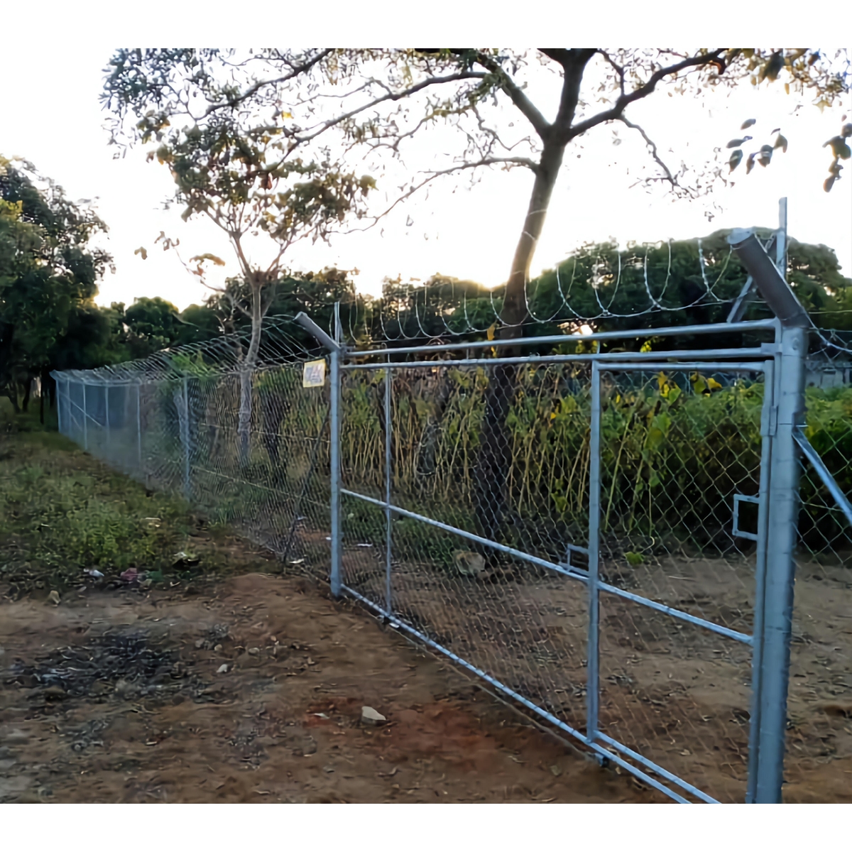 1.8h x 2.5mm Diamond Mesh Fence - Brand New - US$ 12.00 | AK Fencing ...